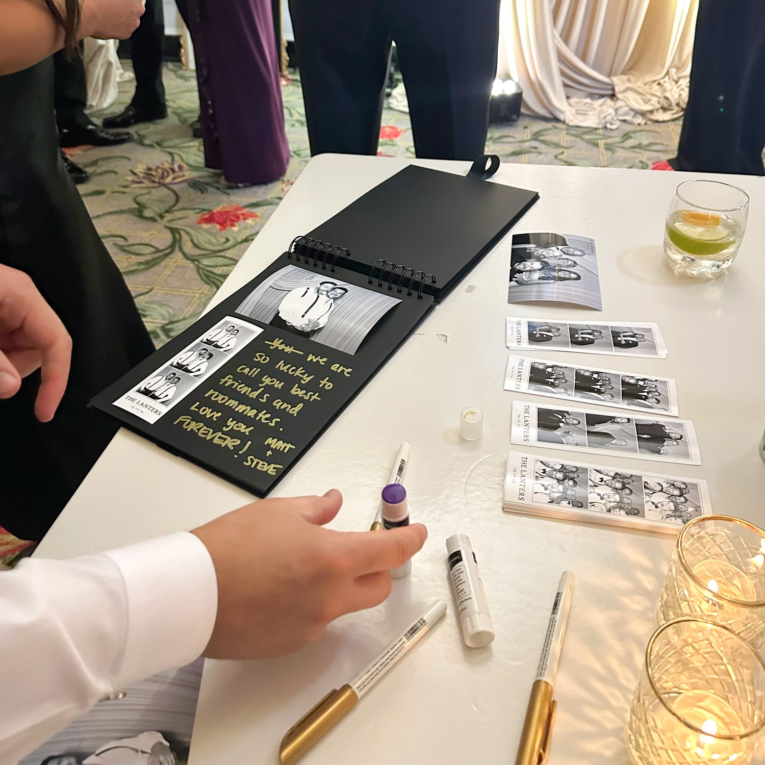 Wedding Photo Booth Colorado / Premiere Capture Booths - Warwick Adventures